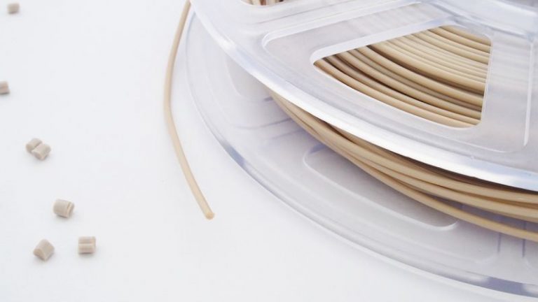 PEEK Mono-Filament – BIEGLO GmbH B2B Distribution of PEEK Filaments